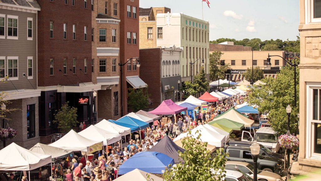 English Visitor Guide | Visit Beloit